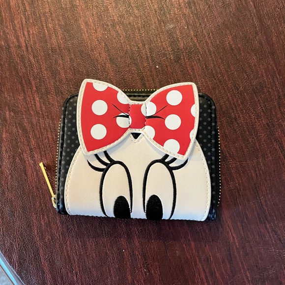Loungefly | Accessories | Loungefly Disney Minnie Mouse Wallet | Poshmark